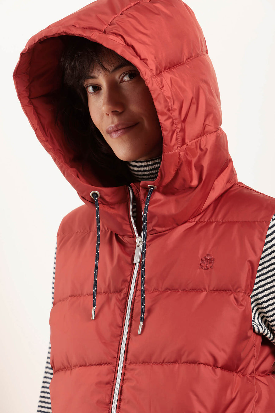 Mat De Misaine Fliga 094 Homard Rust Red Padded Gilet With Hood ...