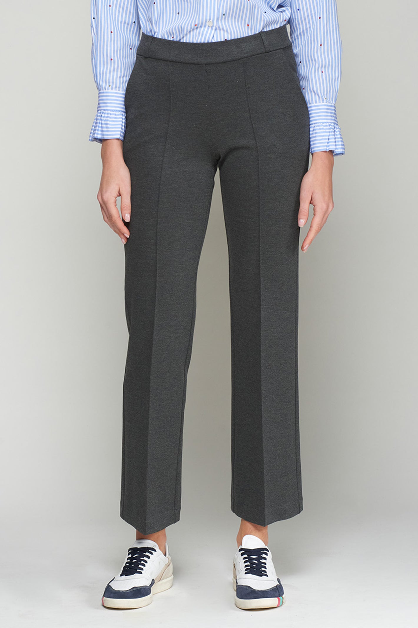 Vilagallo 32860 Carla Grey Textured Crop Trousers – Shirley Allum Boutique