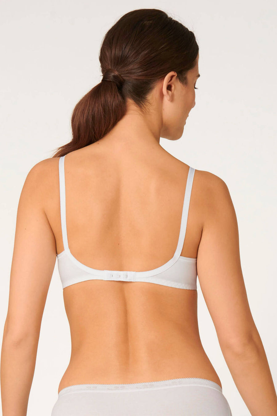 Sloggi Basic+ N White Bra 10007642 0003 | Shirley Allum Boutique